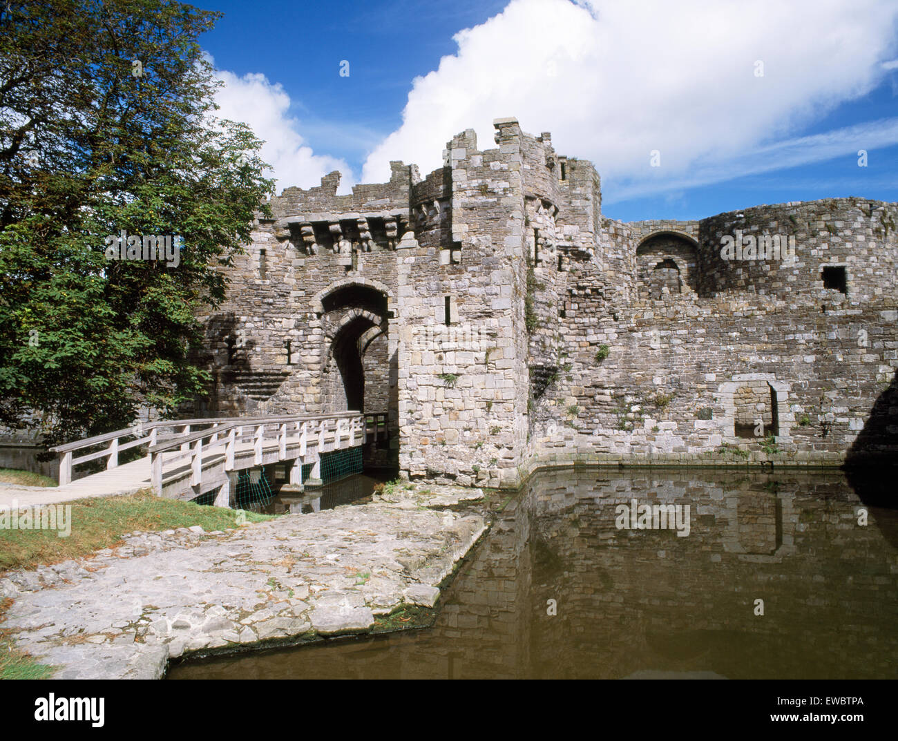 Plantagenet castle hi-res stock photography and images - Alamy