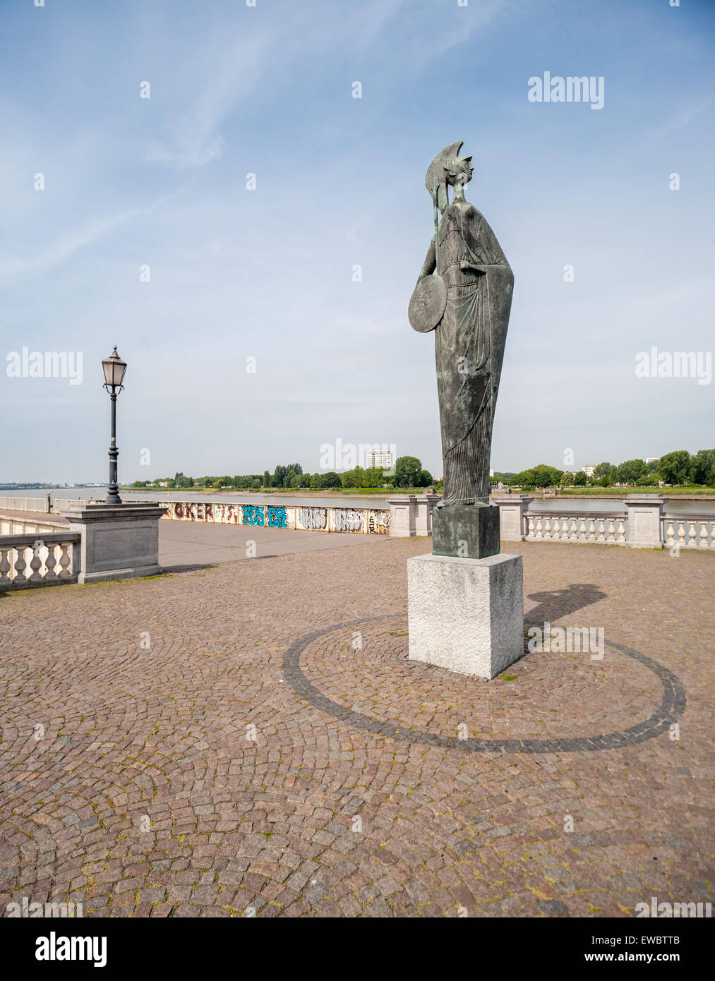 Minerva statue antwerp hi-res stock photography and images - Alamy