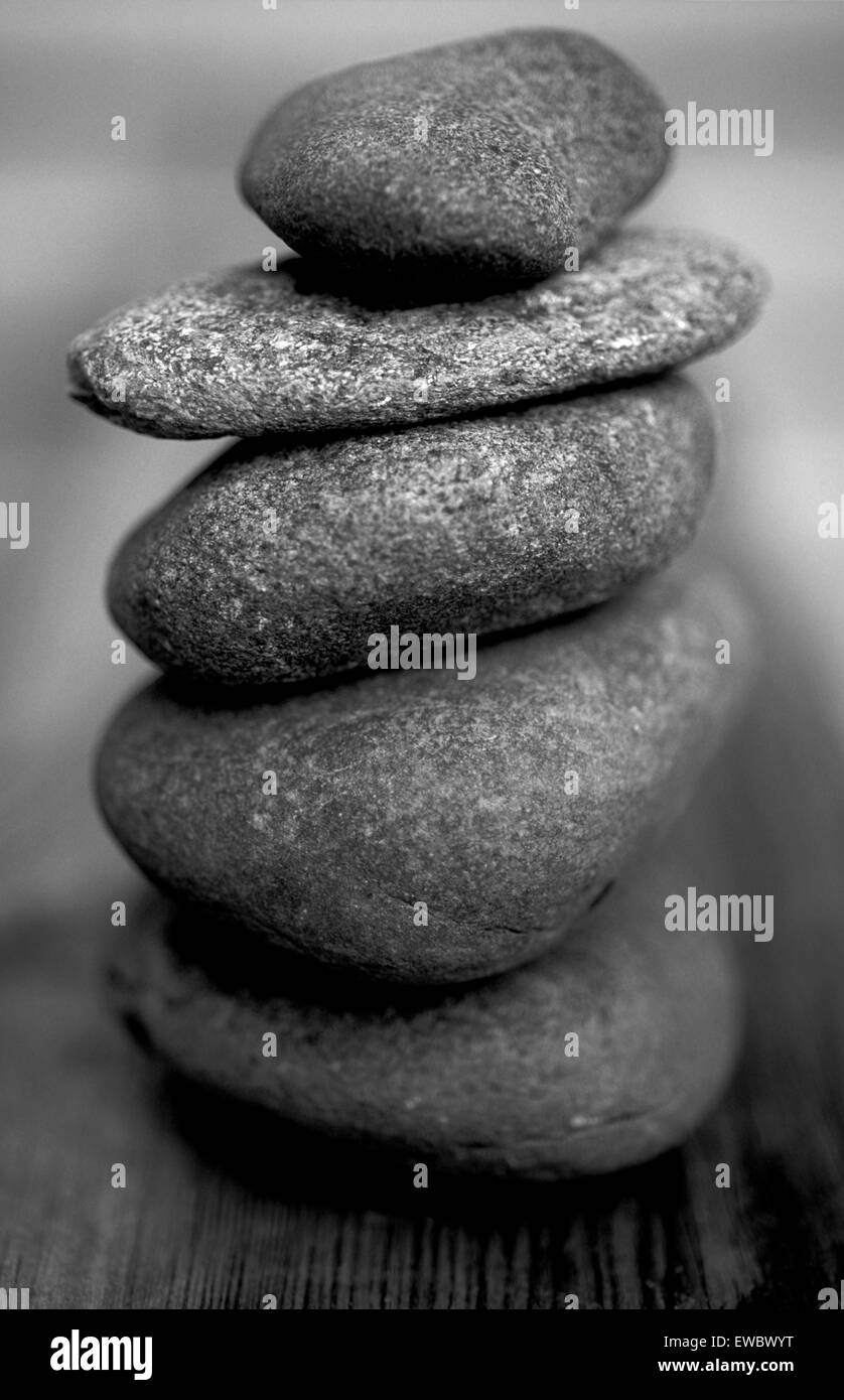Rocks stacked hi-res stock photography and images - Alamy