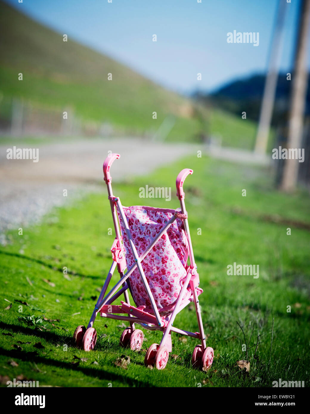 Abandoned baby carriage hi-res stock photography and images - Alamy