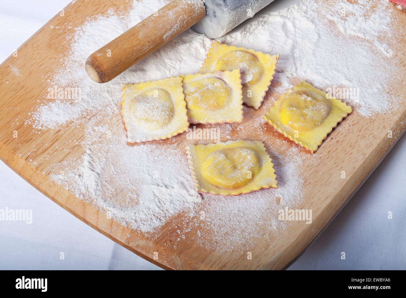 making ravioli pasta noodles Stock Photo - Alamy