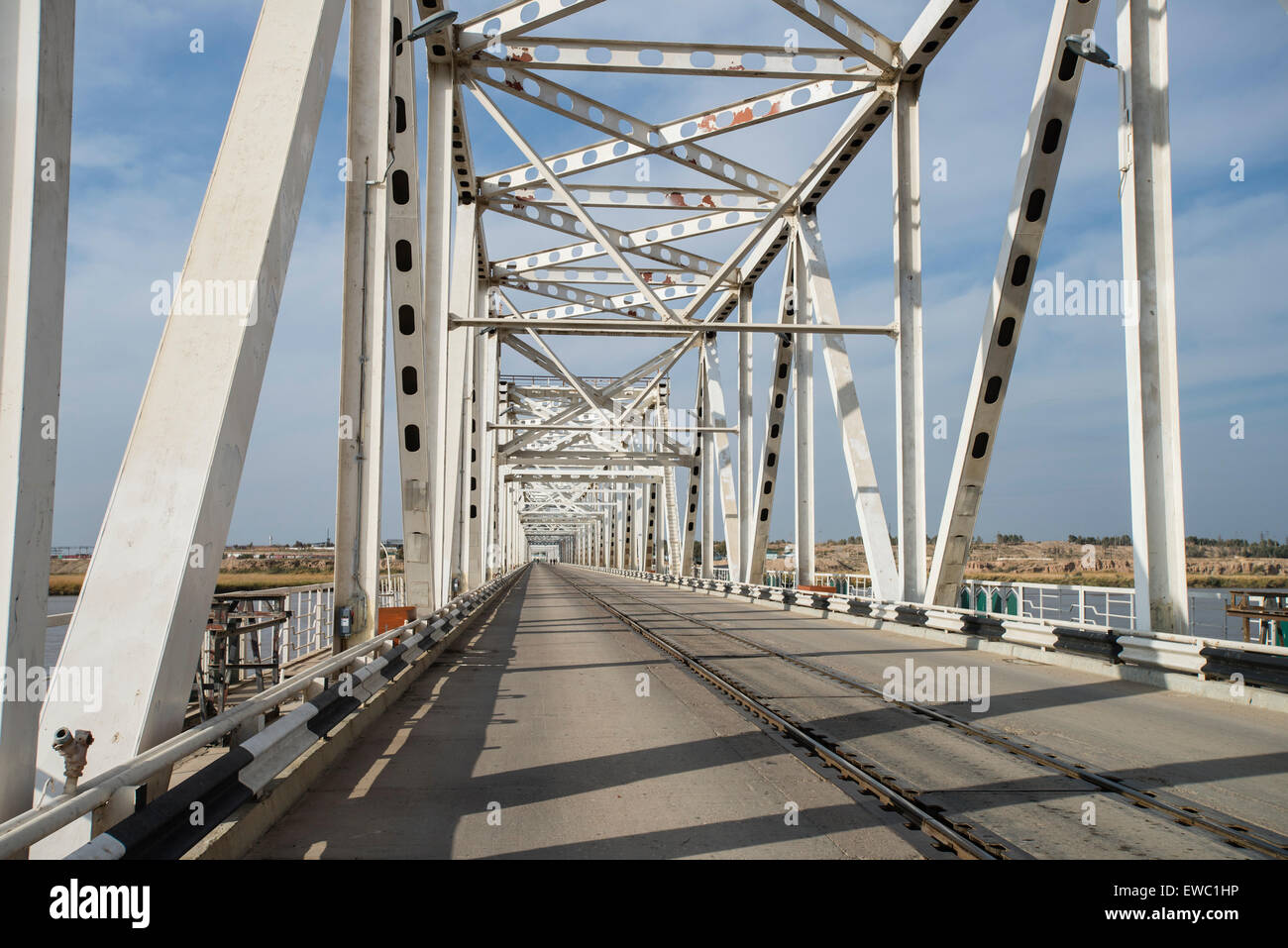 Uzbekistan border afghanistan hi-res stock photography and images - Alamy