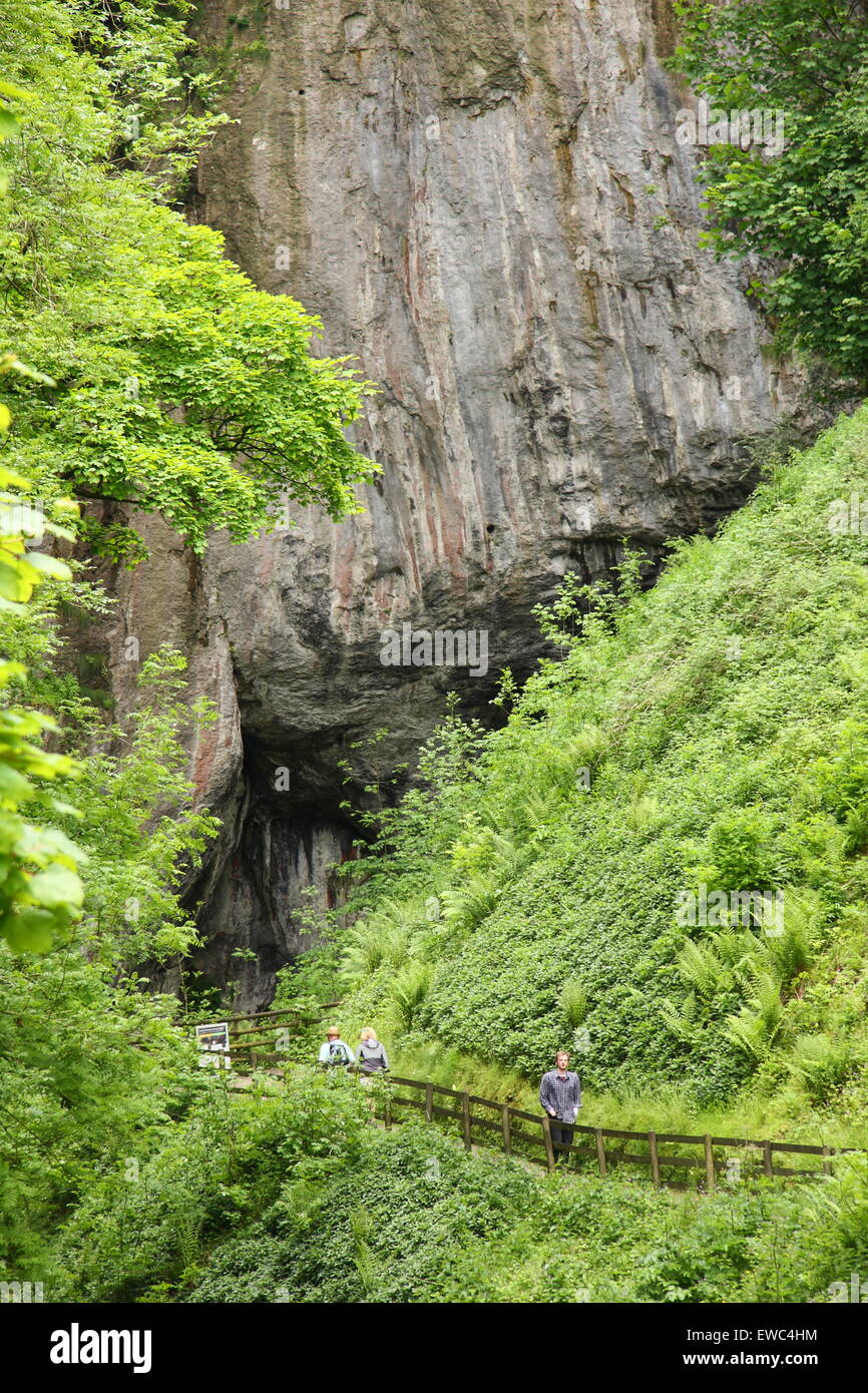 Show cave hi-res stock photography and images - Alamy