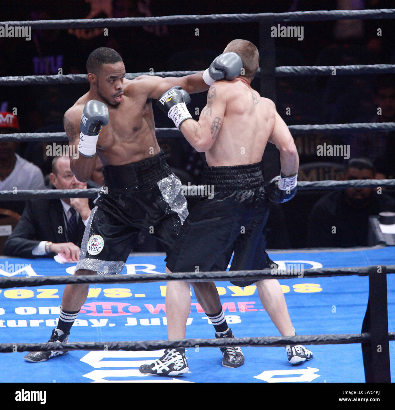 Las Vegas, Nevada, USA. 22nd June, 2015. Boxers Charvis Holifield and ...