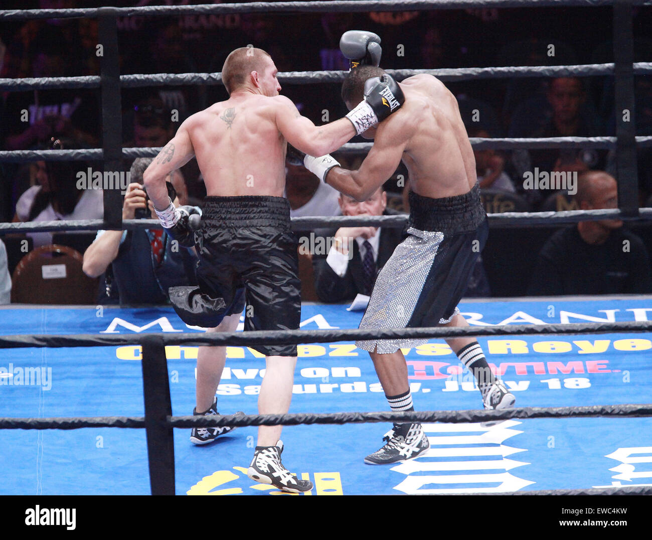 Las Vegas, Nevada, USA. 22nd June, 2015. Boxers Charvis Holifield and ...