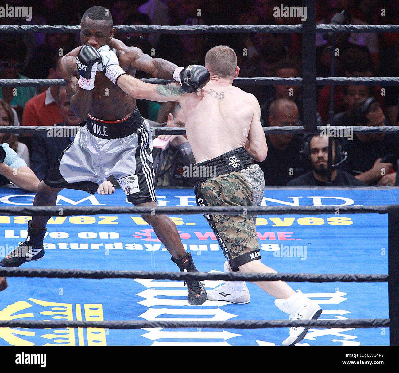 Las Vegas, Nevada, USA. 21st June, 2015. Boxers Sammy Chavez and WALE ...