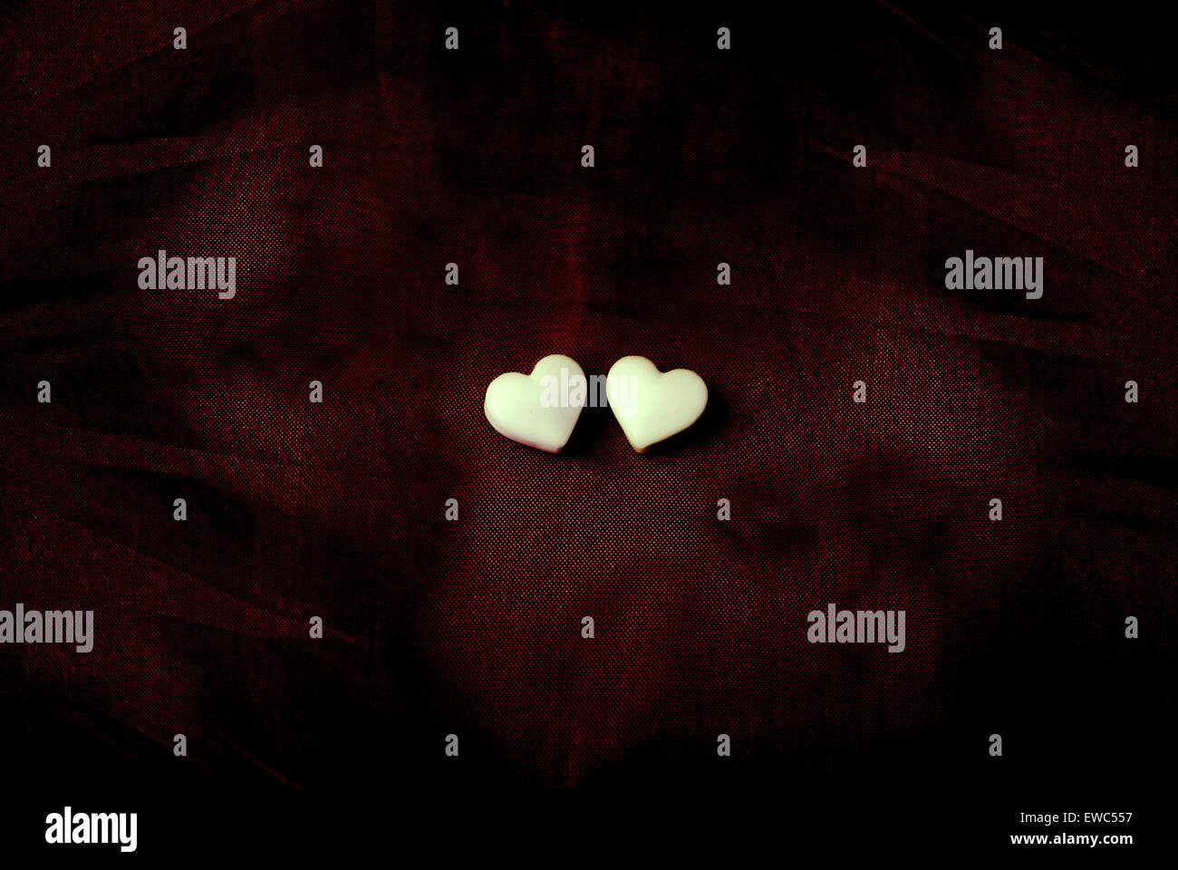 Pills heart hi-res stock photography and images - Alamy