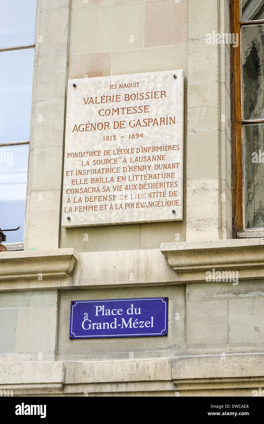 Plaques street hi-res stock photography and images - Alamy