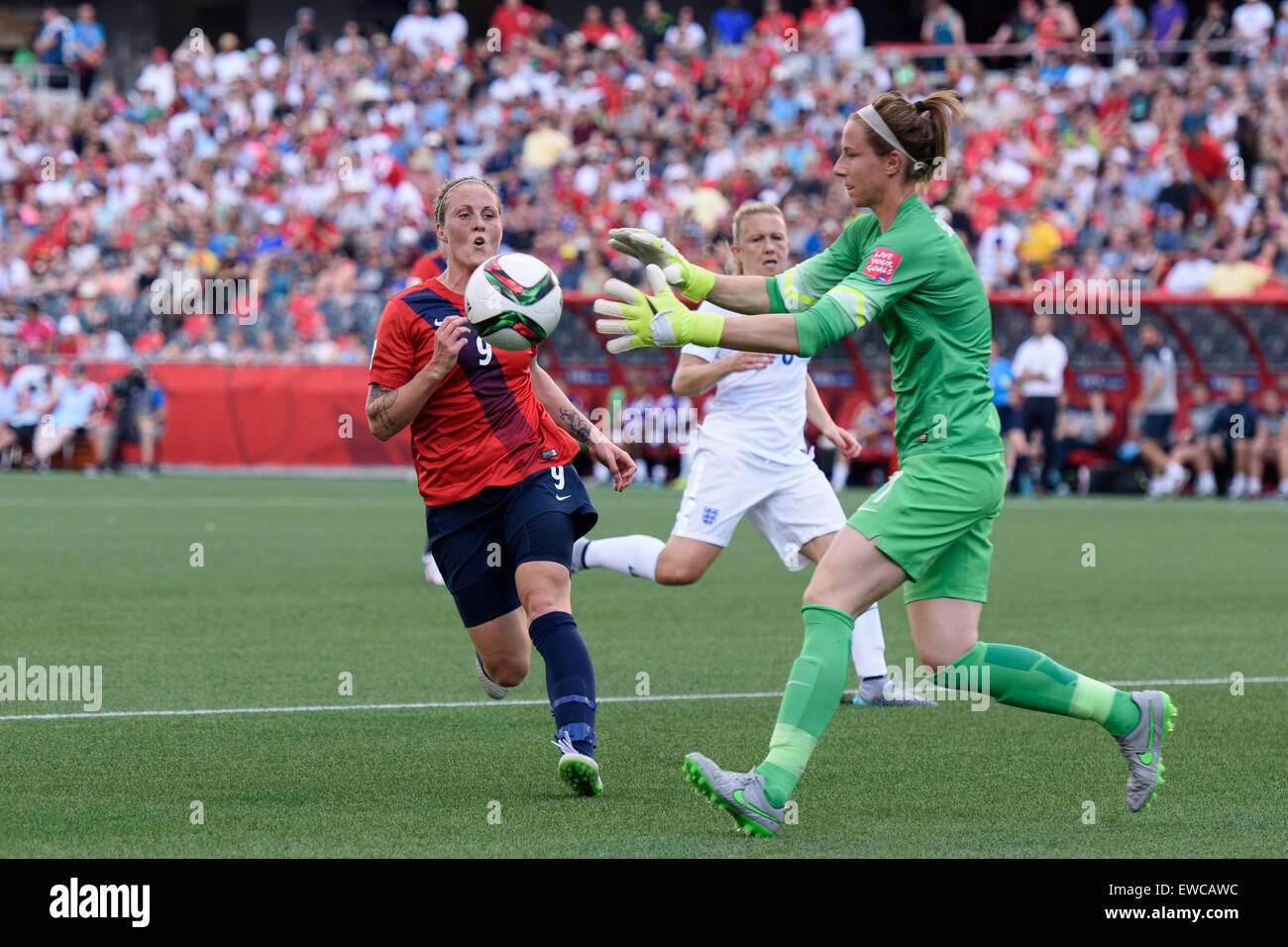 Ottawa, Canada. 22nd June, 2015. Karen Bardsley (1) of England makes a ...