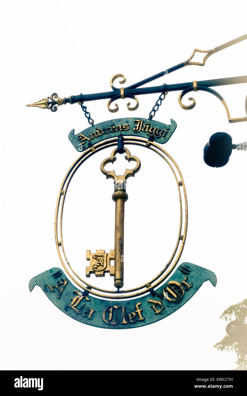 Locksmith sign hi-res stock photography and images - Alamy