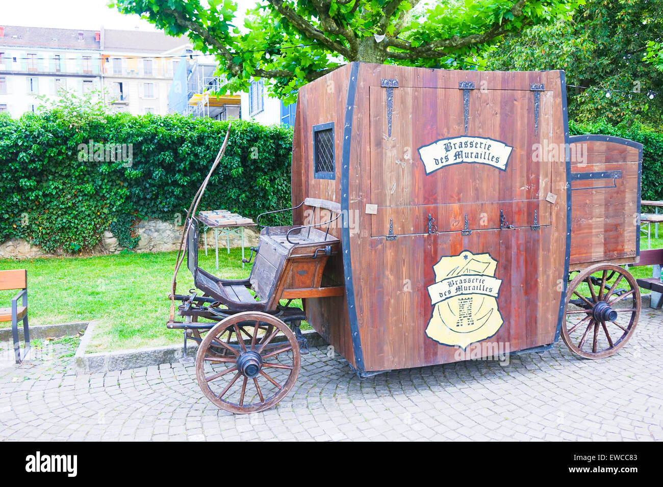Old Wooden Coach Stock Photo - Alamy