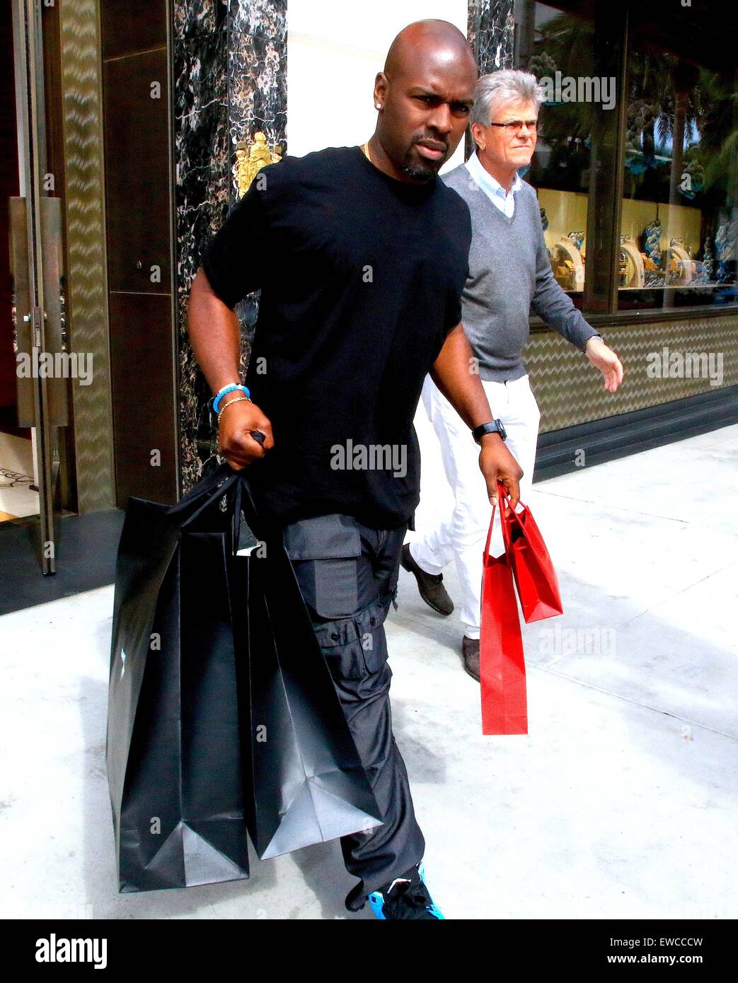 Corey Gamble leaves Cartier on Rodeo Drive in Beverly Hills Featuring ...