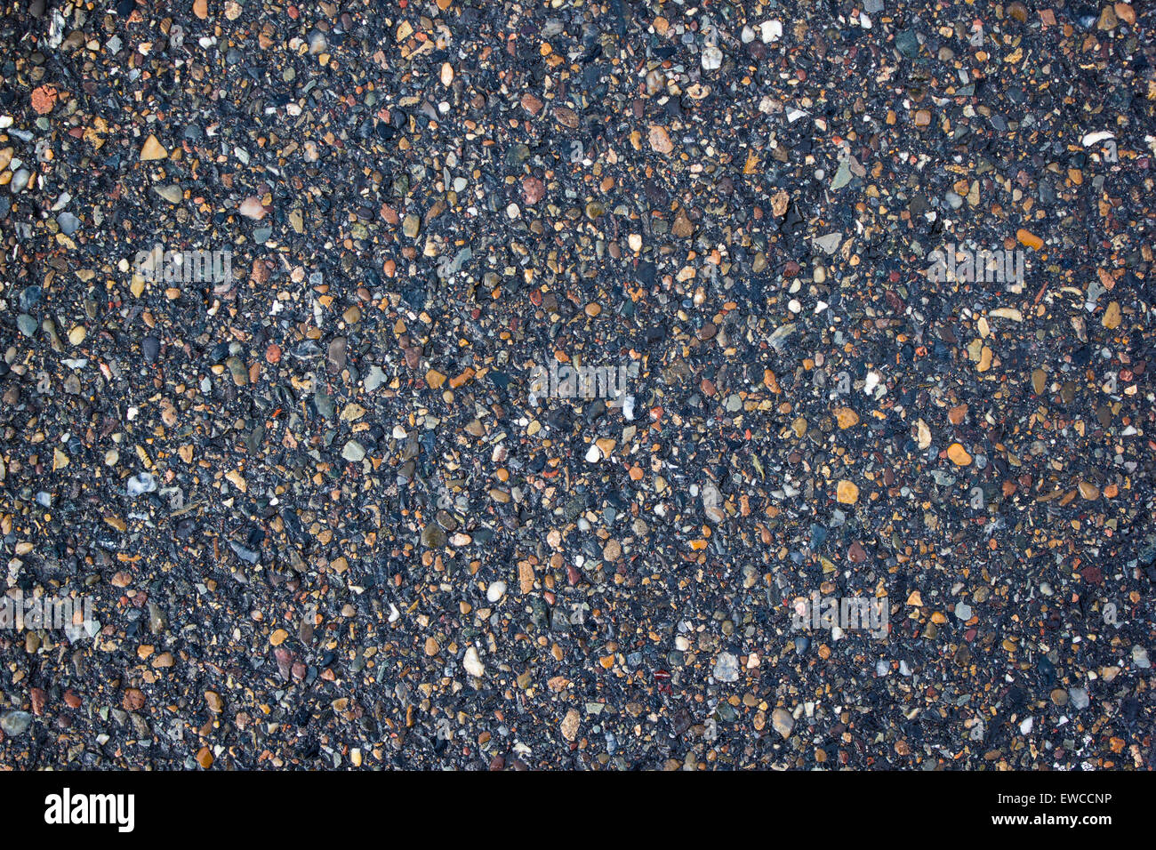 Wet asphalt texture hi-res stock photography and images - Alamy