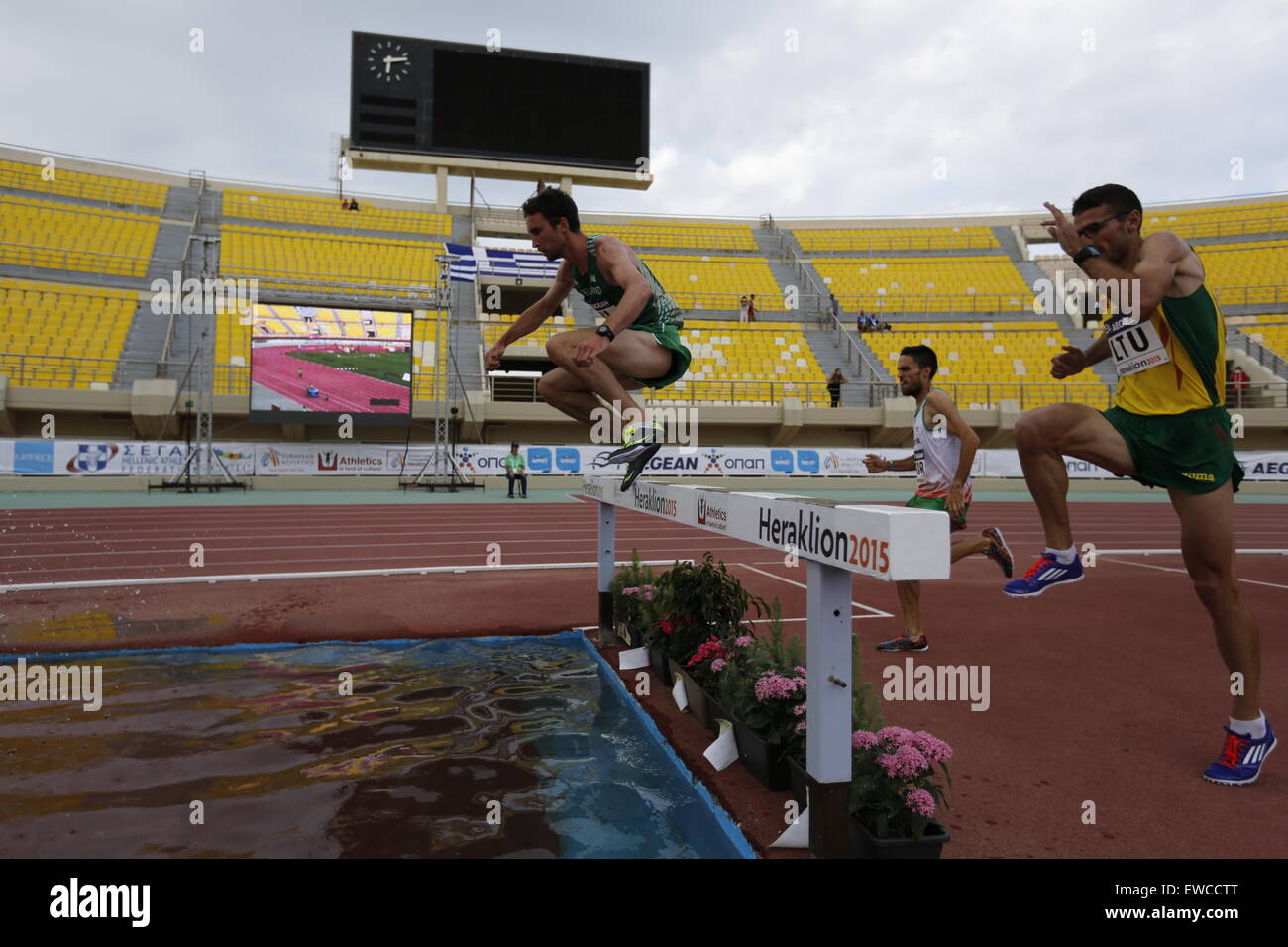 3000 Metres Steeplechase High Resolution Stock Photography and Images ...