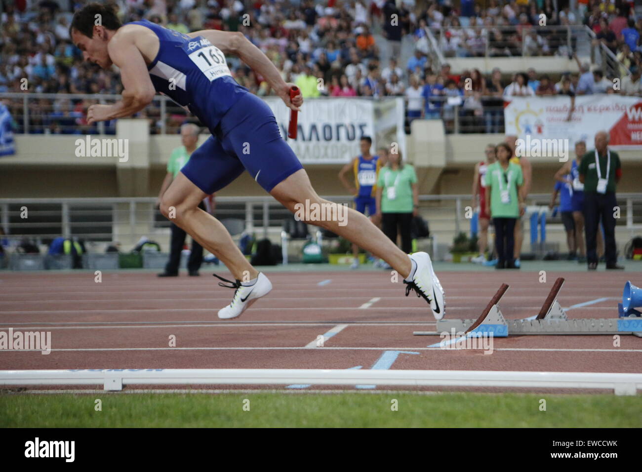 Athletic stadium 100 metres hi-res stock photography and images - Alamy