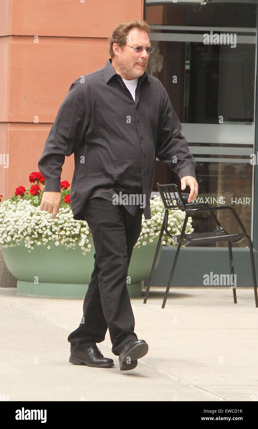 King of the Hill voice actor, Stephen Root goes shopping in Beverly ...