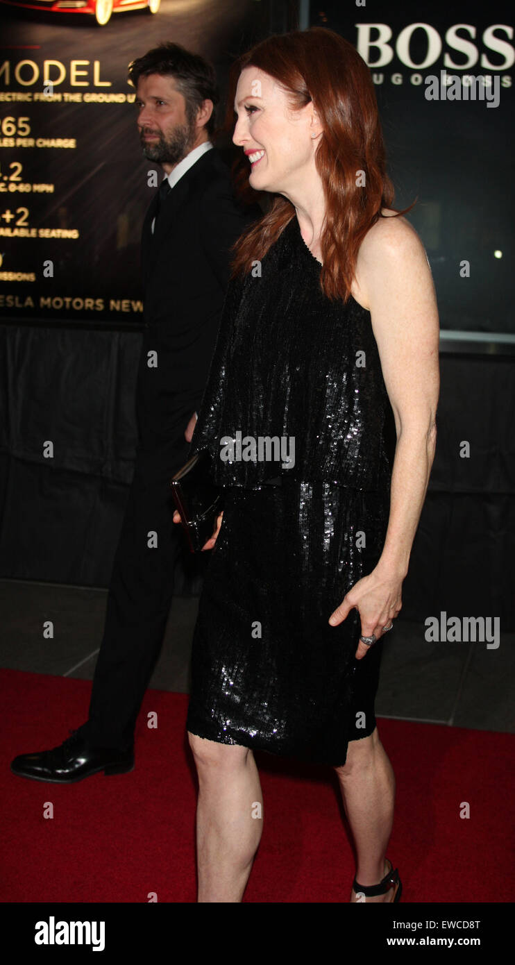 Julianne rose hi-res stock photography and images - Alamy