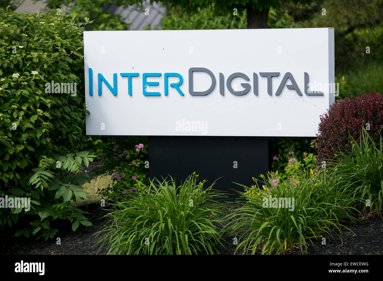 Inter logo hi-res stock photography and images - Alamy