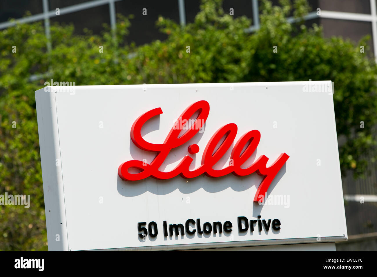 Eli lilly and company logo hi-res stock photography and images - Alamy