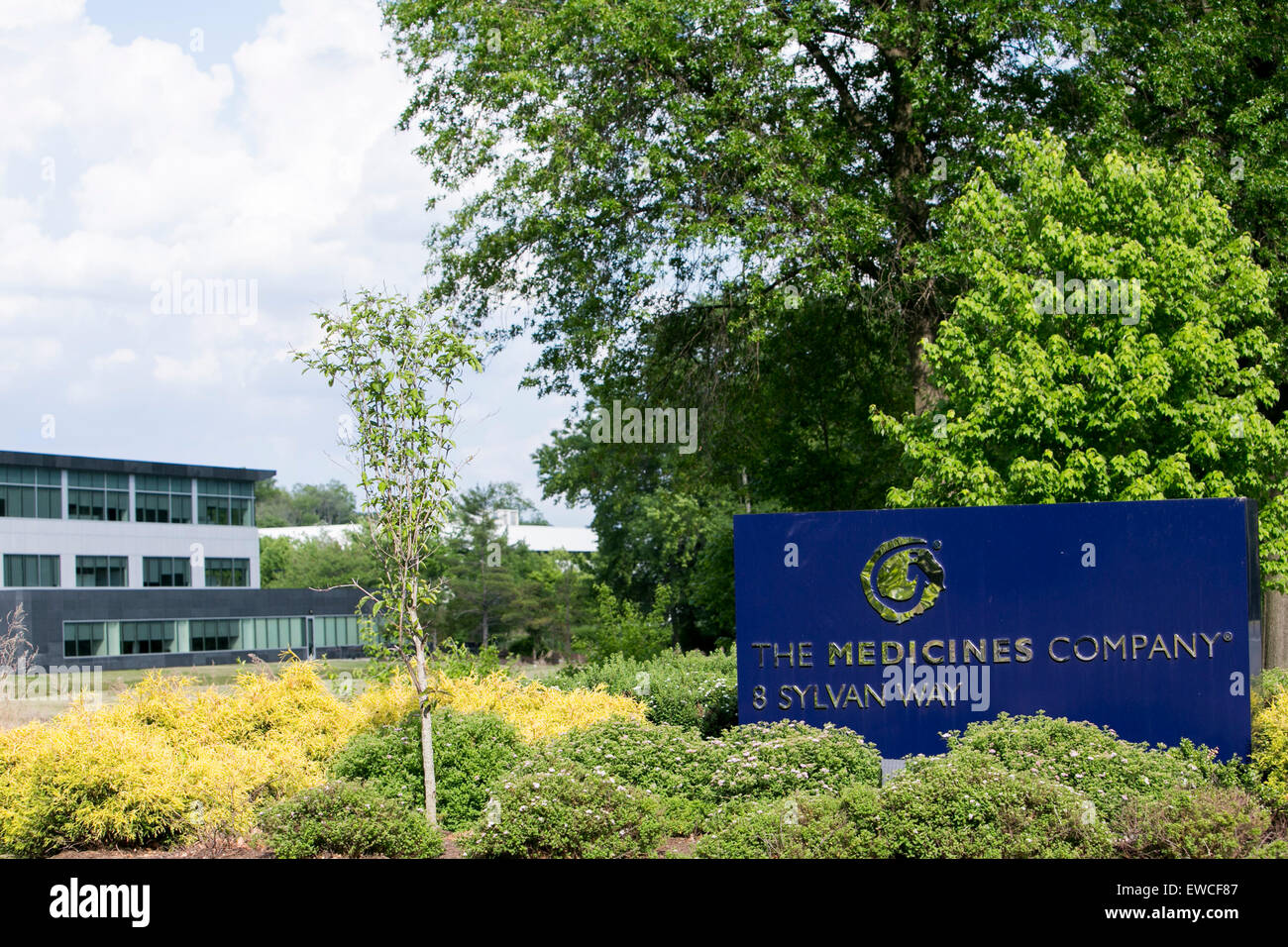 Medicines hi-res stock photography and images - Alamy