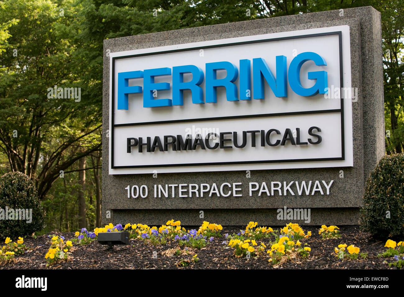 Sign in ferring hi-res stock photography and images - Alamy