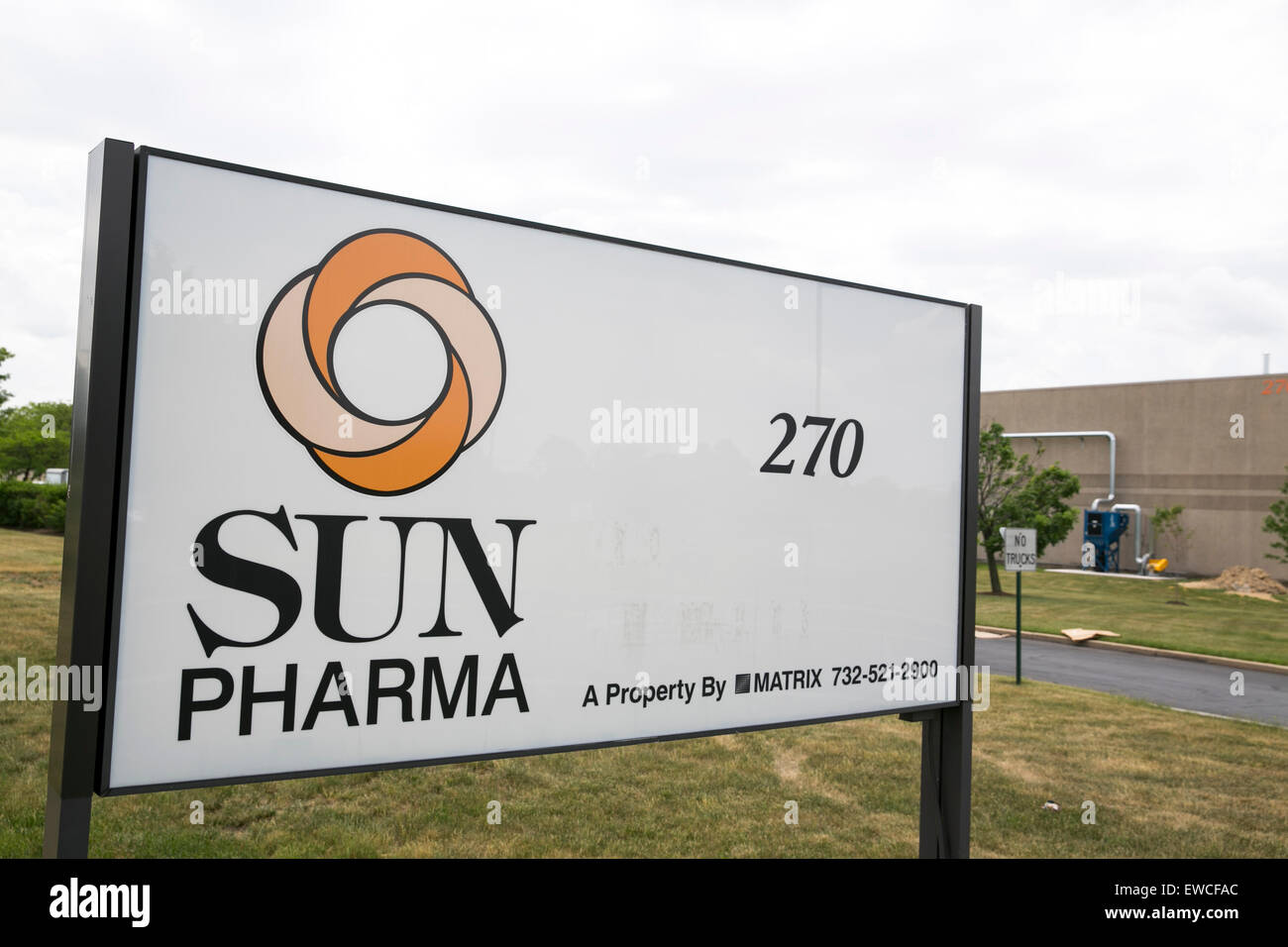 Sun Pharma Logo Sun Pharma Stock: Is The 28.72% Potential Upside