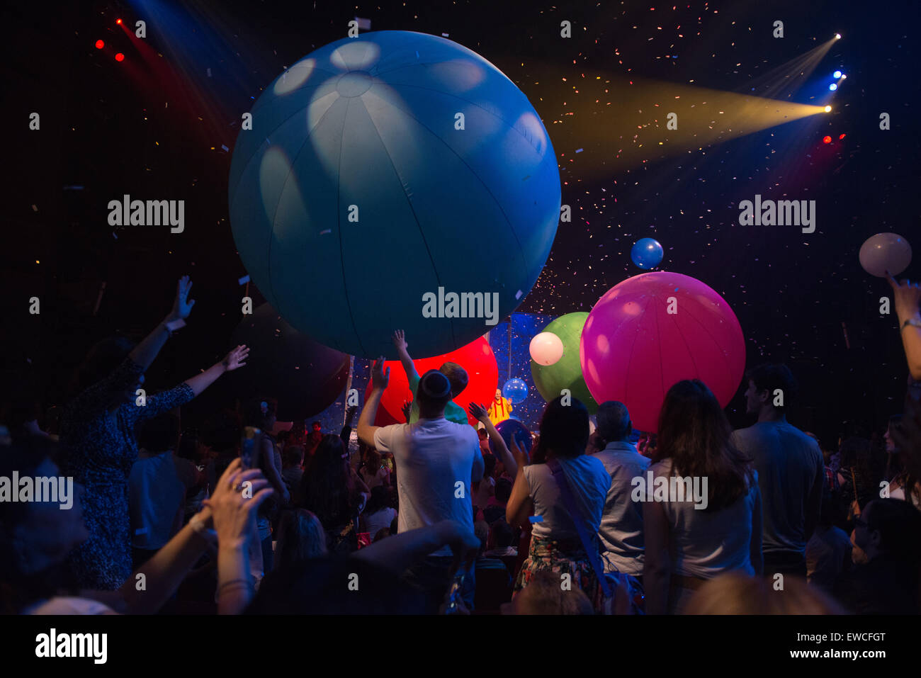 Russian clown slava polunin hi-res stock photography and images - Alamy