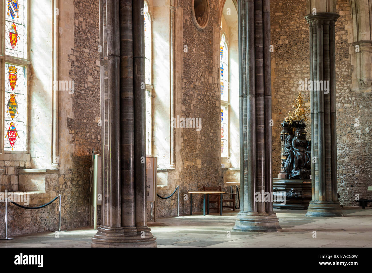 Statue of Queen Victoria in The Great Hall, Winchester, England, UK ...