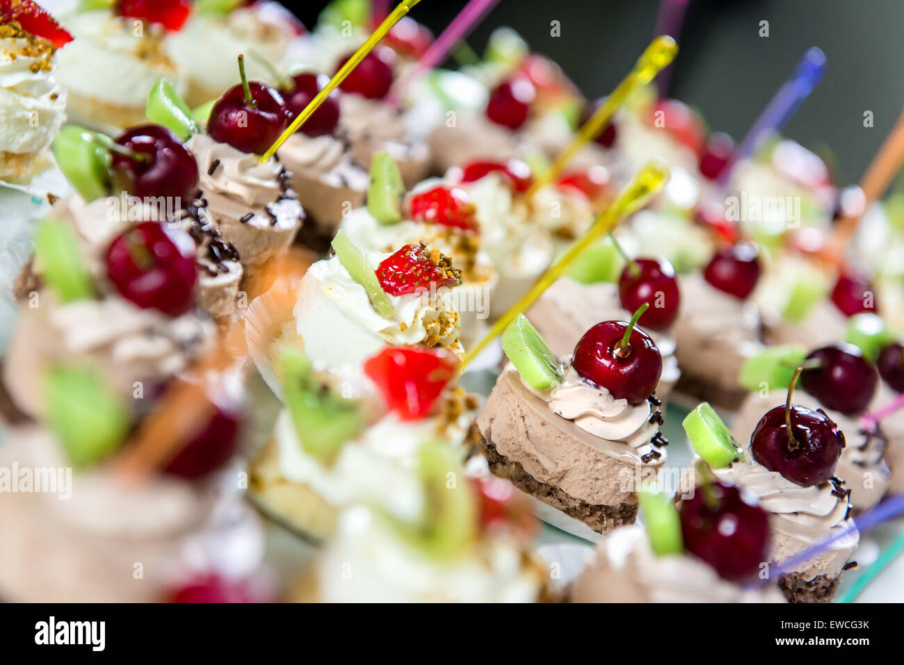 Fancy cake hi-res stock photography and images - Alamy