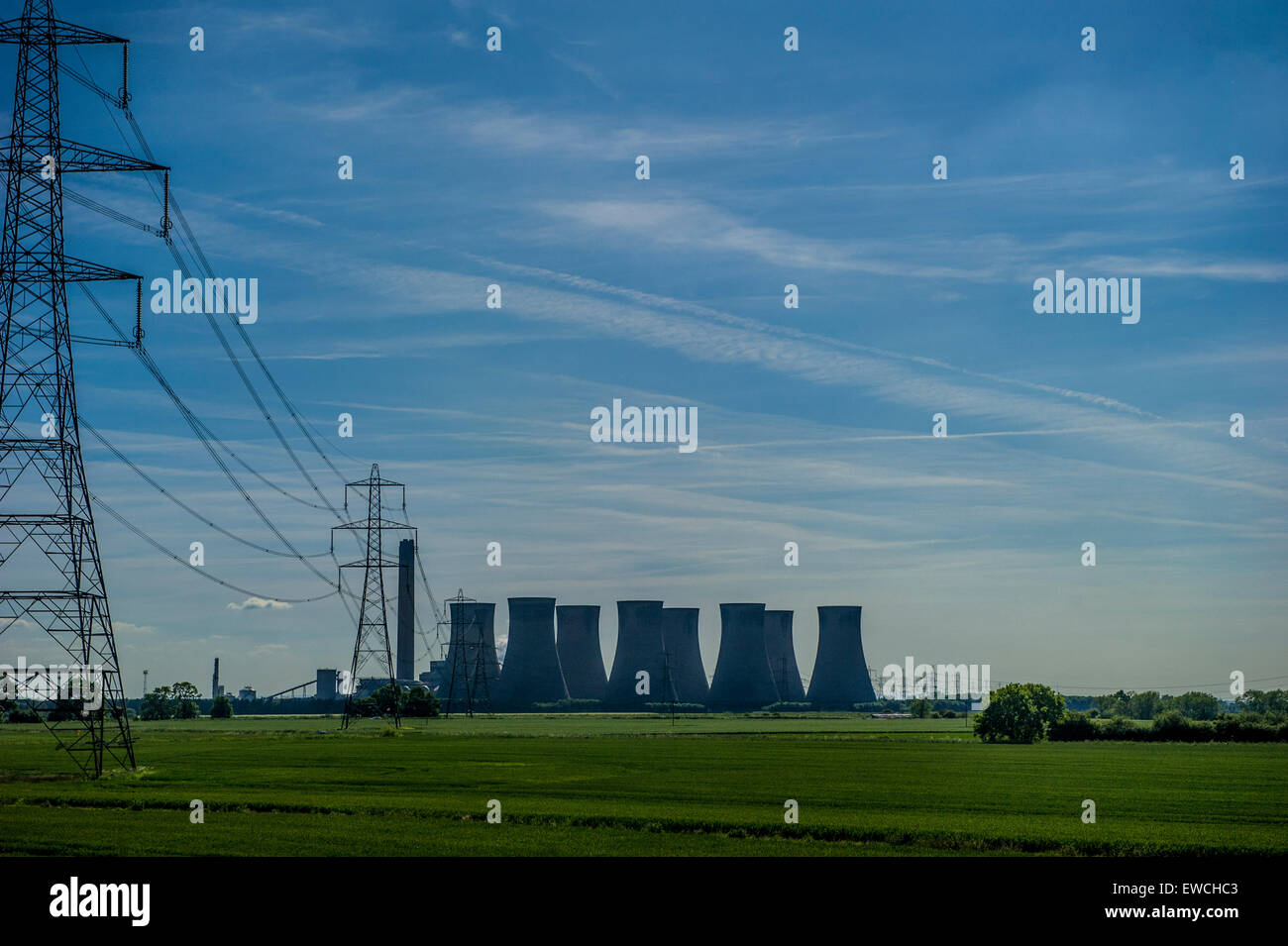 Eggborough power station in yorkshire hi-res stock photography and ...