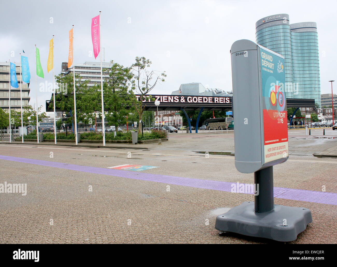 Convention and exhibition center france hi-res stock photography and ...