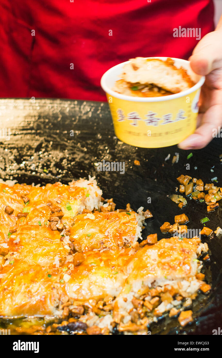 Street food in wuhan hi-res stock photography and images - Alamy