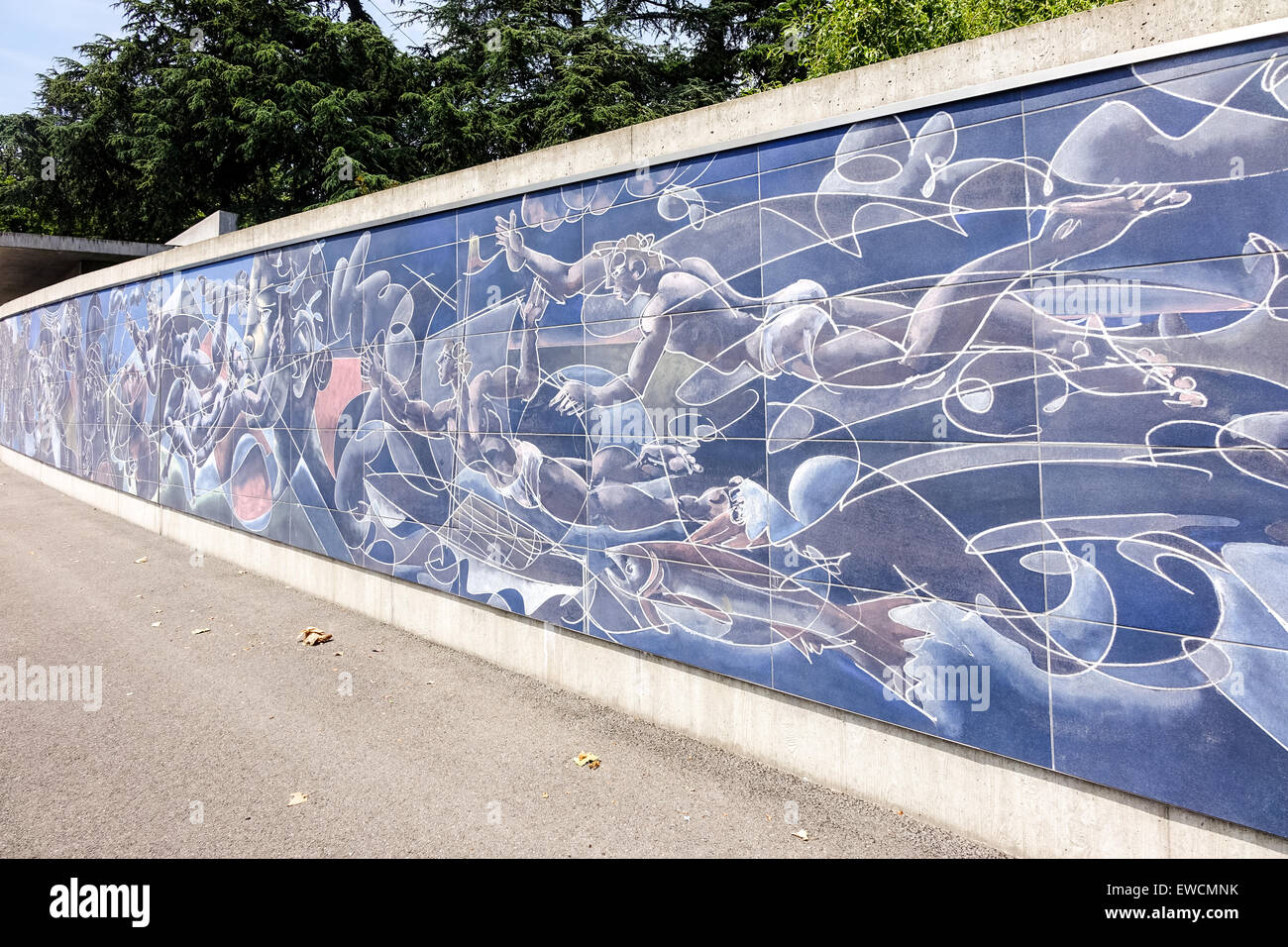 United Nations Peace Wall Stock Photo - Alamy
