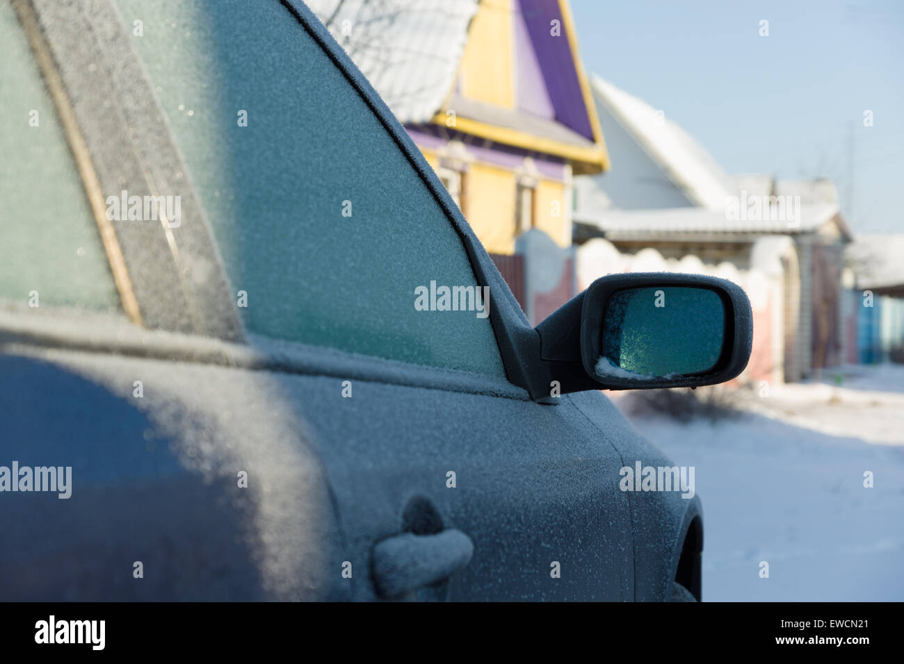 Frozen vehicle hi-res stock photography and images - Alamy