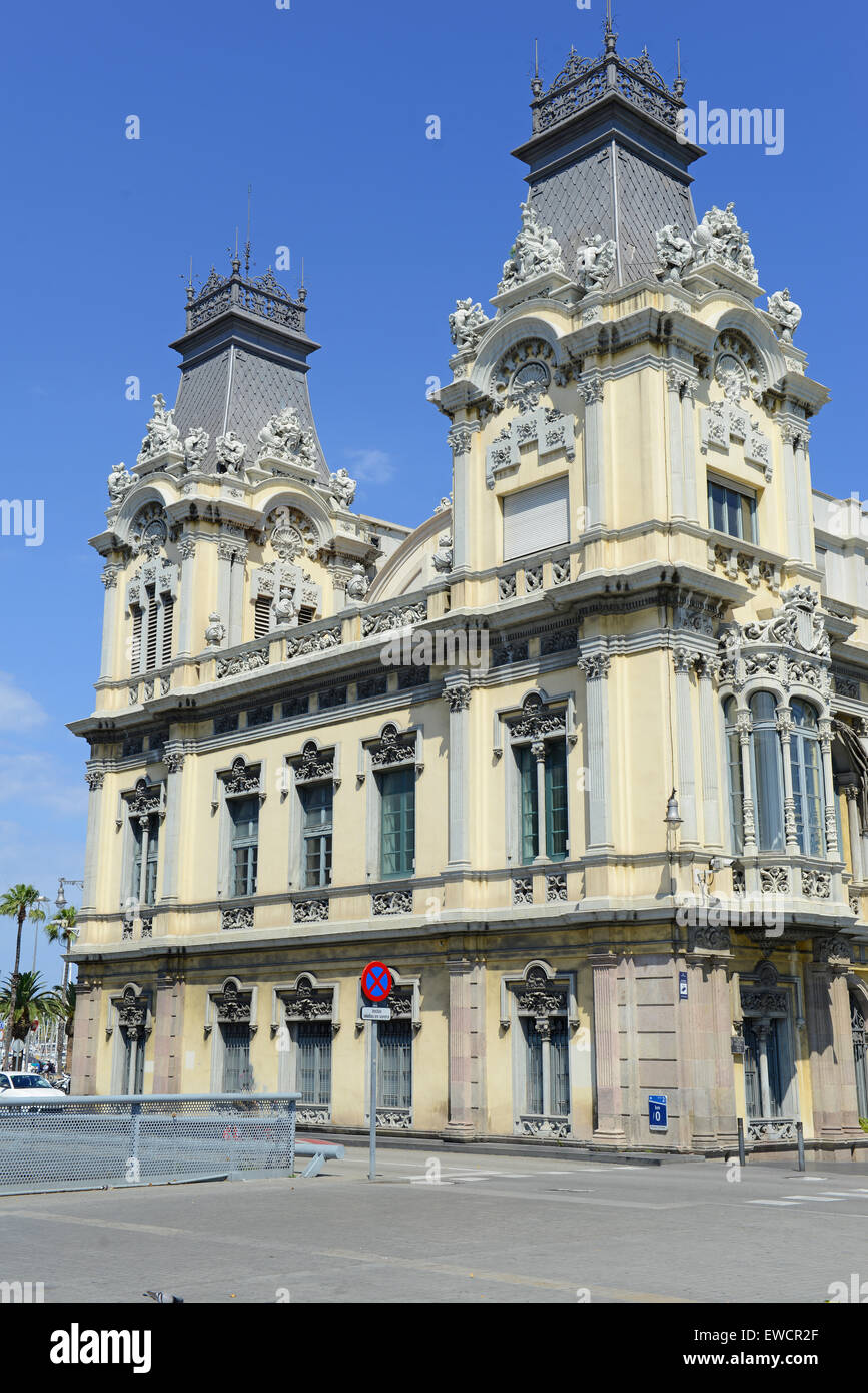 Old customs house barcelona hi-res stock photography and images - Alamy