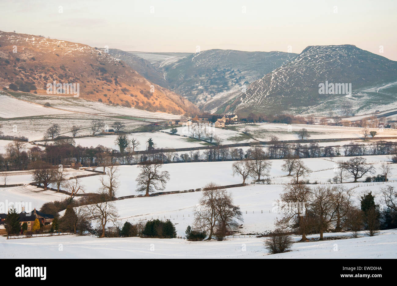 Ilam derbyshire hi-res stock photography and images - Alamy