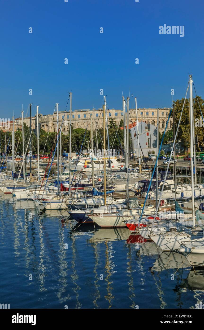 Pula marina and Roman Amphitheatre. Istria. Croatia Stock Photo - Alamy