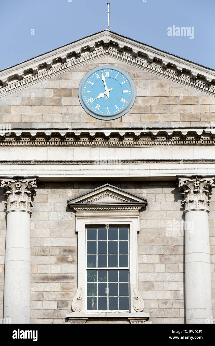 Ireland, Dublin, the clock on Regent House - part of Trinity College ...