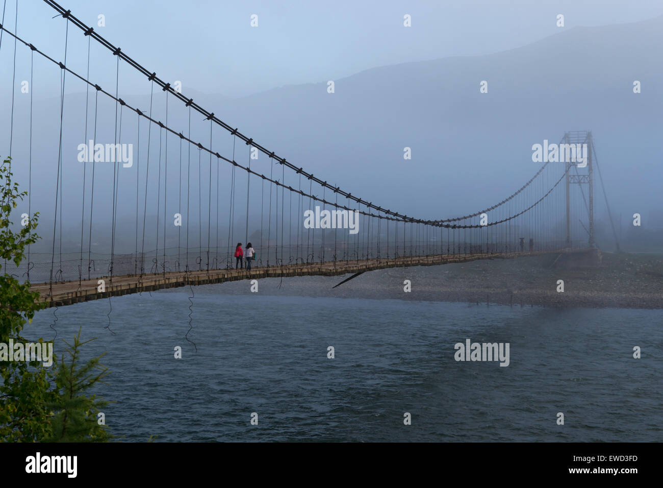 River crossing cable hi-res stock photography and images - Alamy
