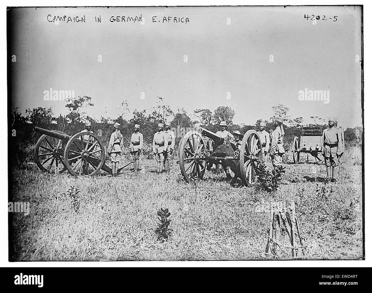 Guerrilla conflicts hi-res stock photography and images - Alamy