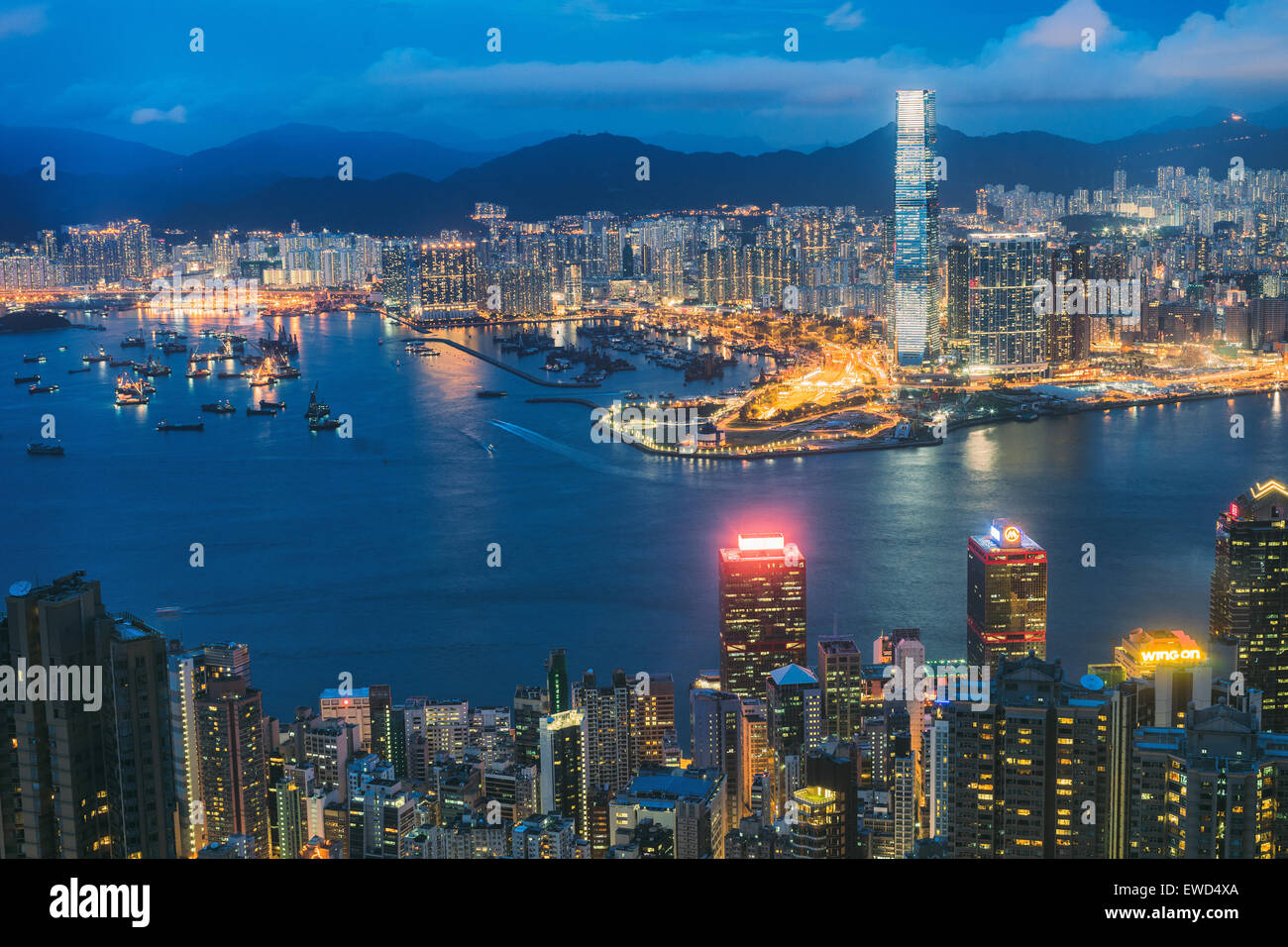 Panoramic view of victoria harbour hong kong skyline from the peak ...