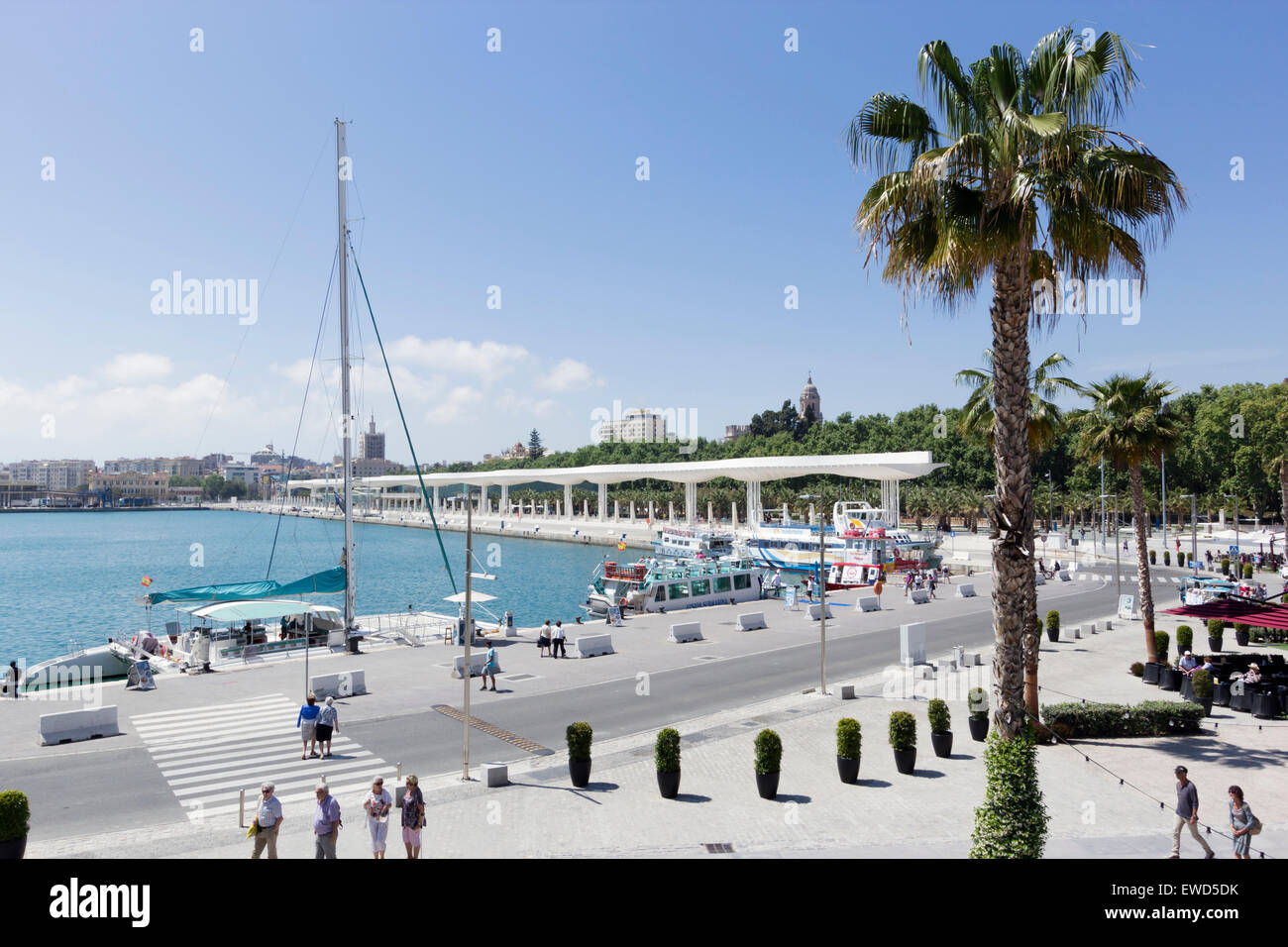 Muelle uno hi-res stock photography and images - Alamy