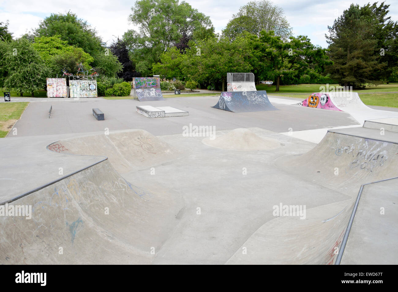 Man made slope hi-res stock photography and images - Alamy