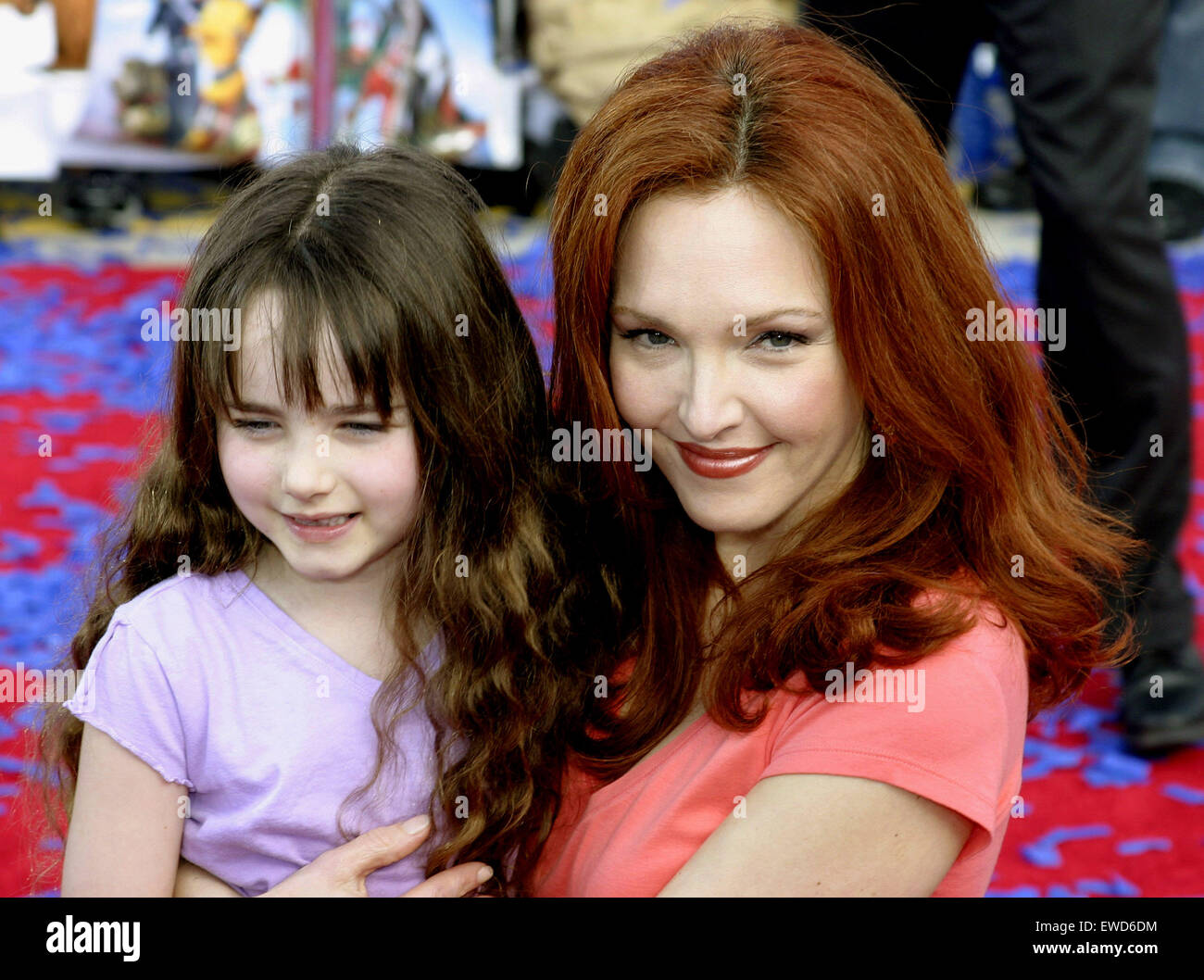 Amy Yasbeck and daughter Stella attend the Los Angeles Premiere of ...