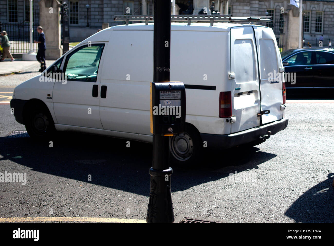 Translink bus belfast hi-res stock photography and images - Alamy