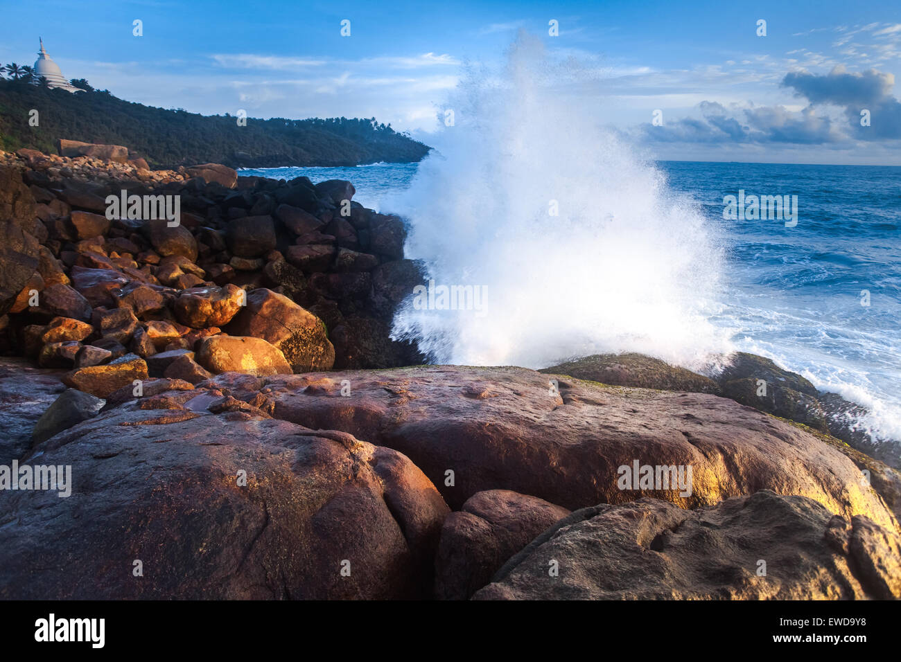 Seascape backdrop hi-res stock photography and images - Alamy