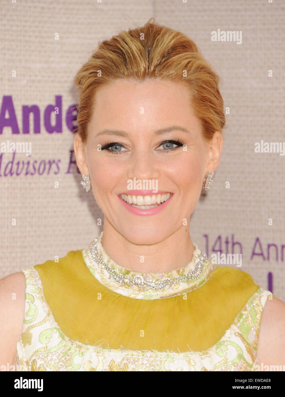 ELIZABETH BANKS US film actress in June 2015. Photo Jeffrey Mayer Stock ...
