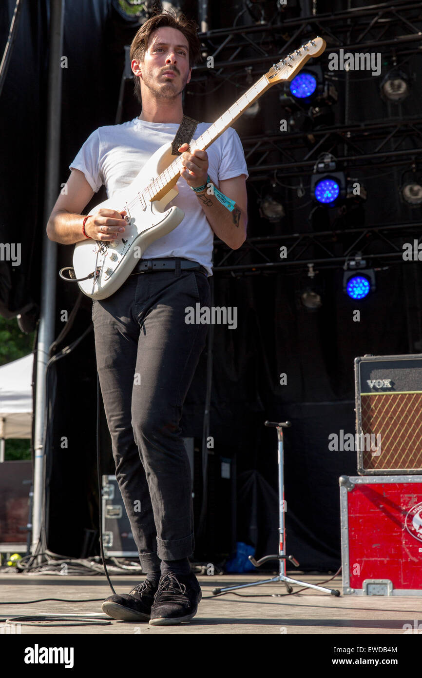 Bad suns band hi-res stock photography and images - Alamy