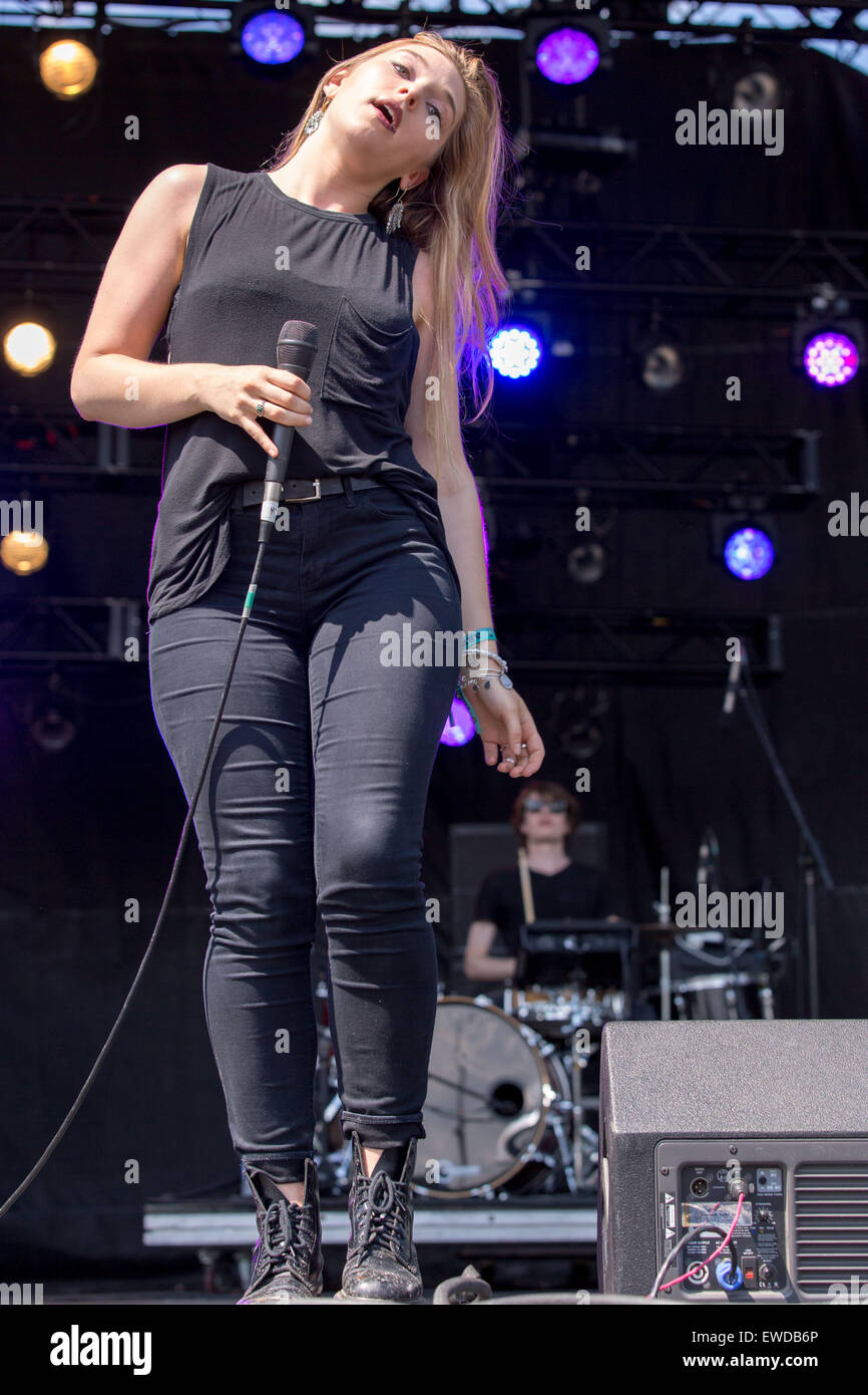 Verite singer hi-res stock photography and images - Alamy