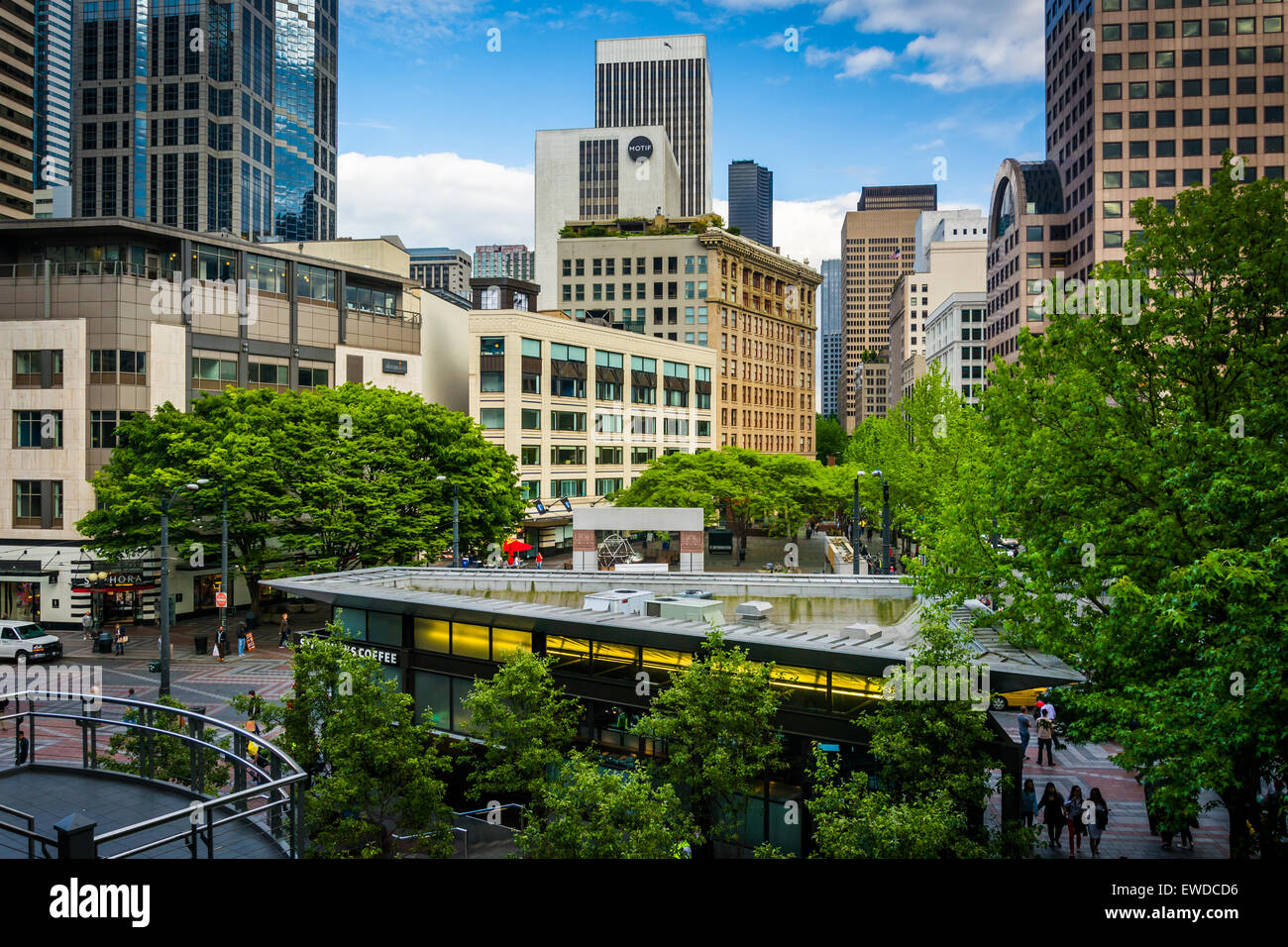 Westlake park seattle hi-res stock photography and images - Alamy